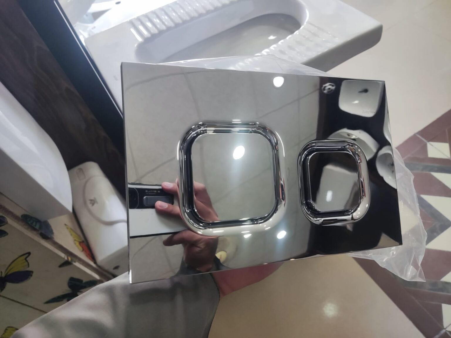 Brite Concealed Tank Full Frame - Brite Ceramics - Sanitary & Fittings